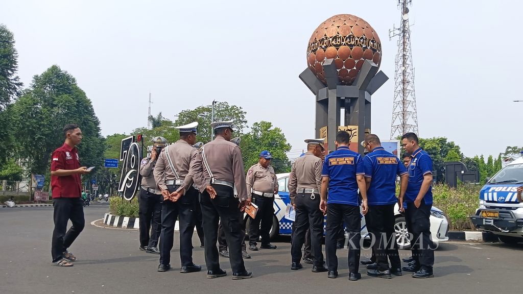 JFN, Sopir Truk Ugal-ugalan di Tangerang, Ditetapkan Tersangka - Kompas.id